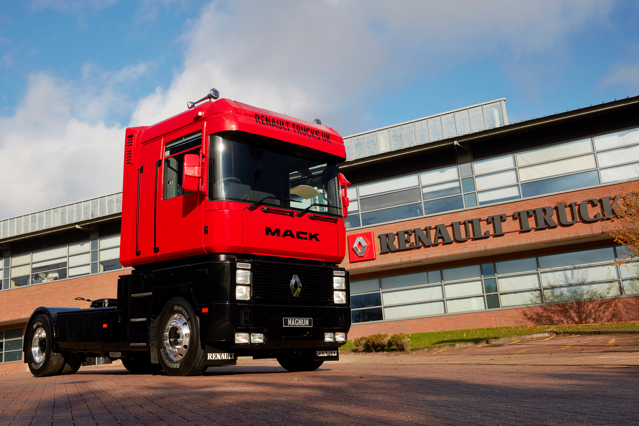 Renault Magnum Lorry