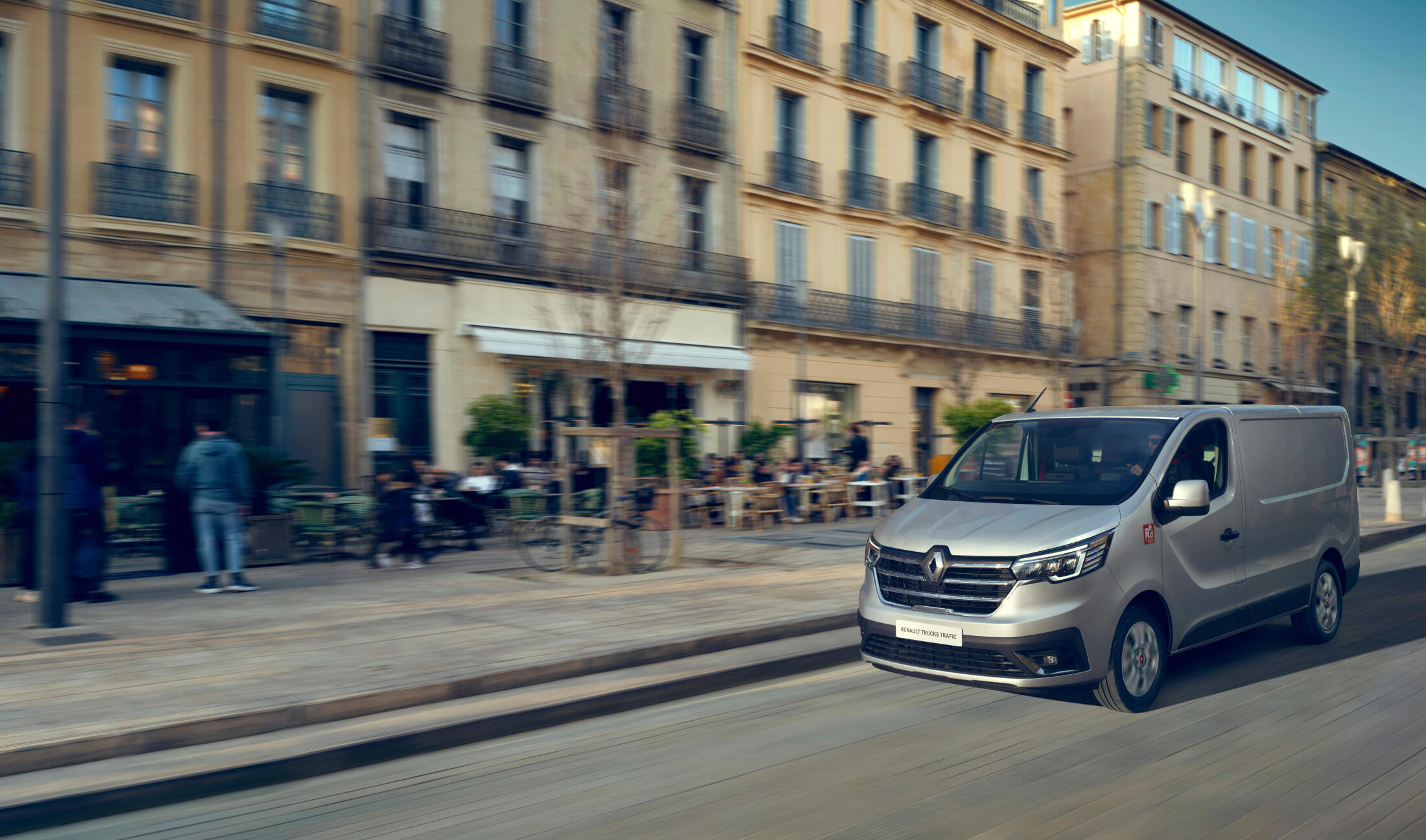 Renault Trucks LCV: light commercial vehicle and vans by Renault Trucks